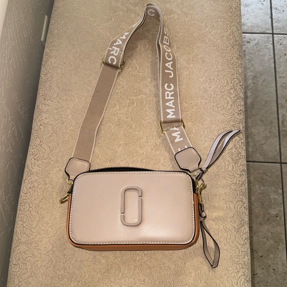 Marc Jacobs | Bags | Gorgeous Mark Jacobs The Camera Bag | Poshmark